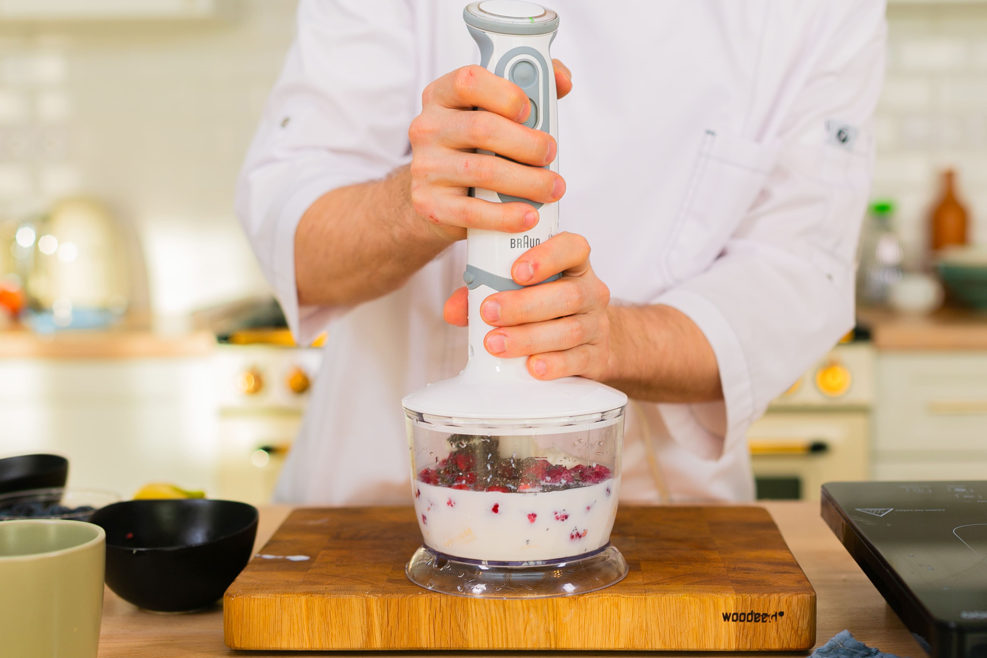 Смузи-боул с малиной и бананом — пошаговый рецепт с фото, видео, кбжу и ...